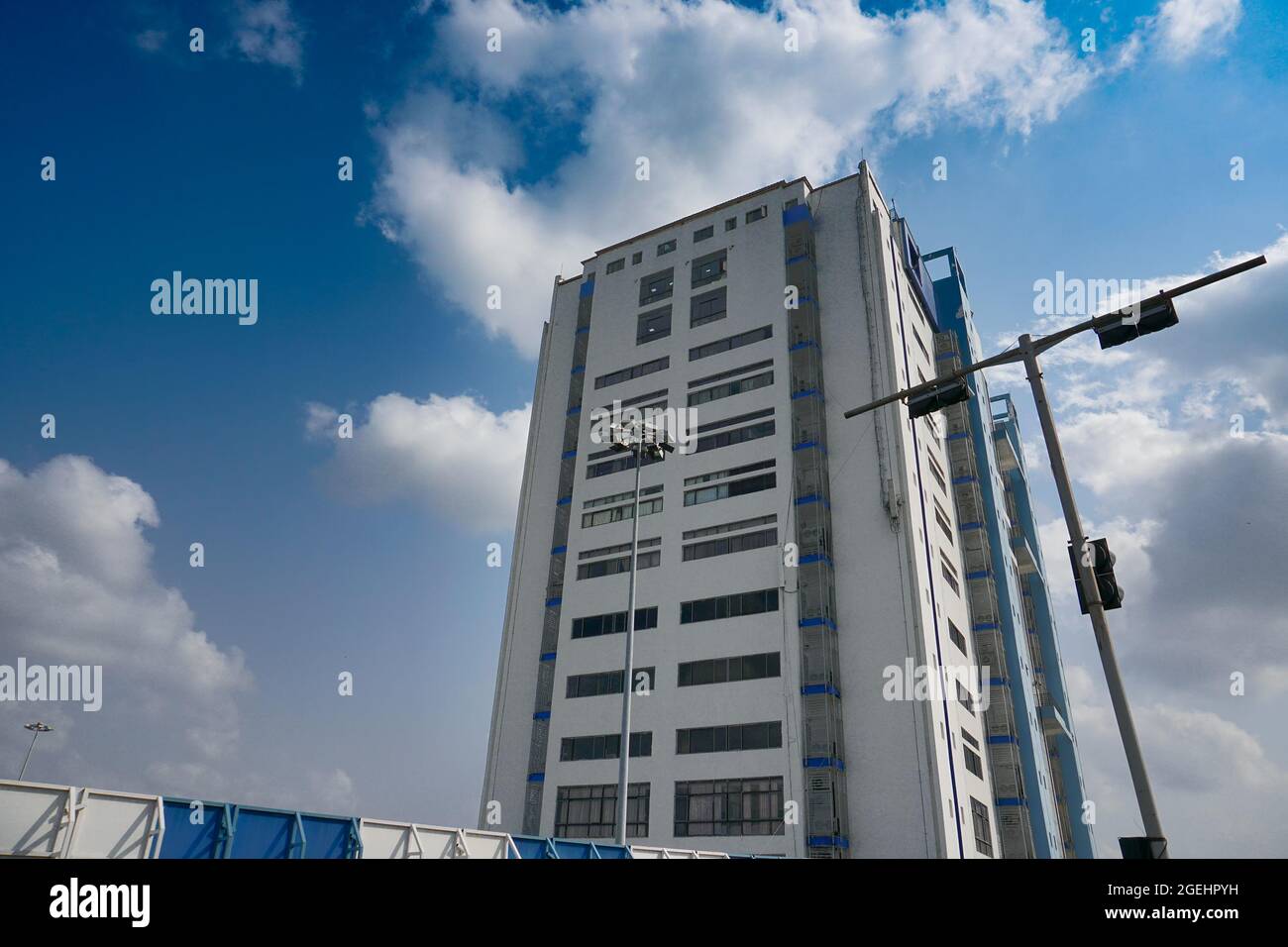 Kolkata colourful building hi-res stock photography and images - Alamy