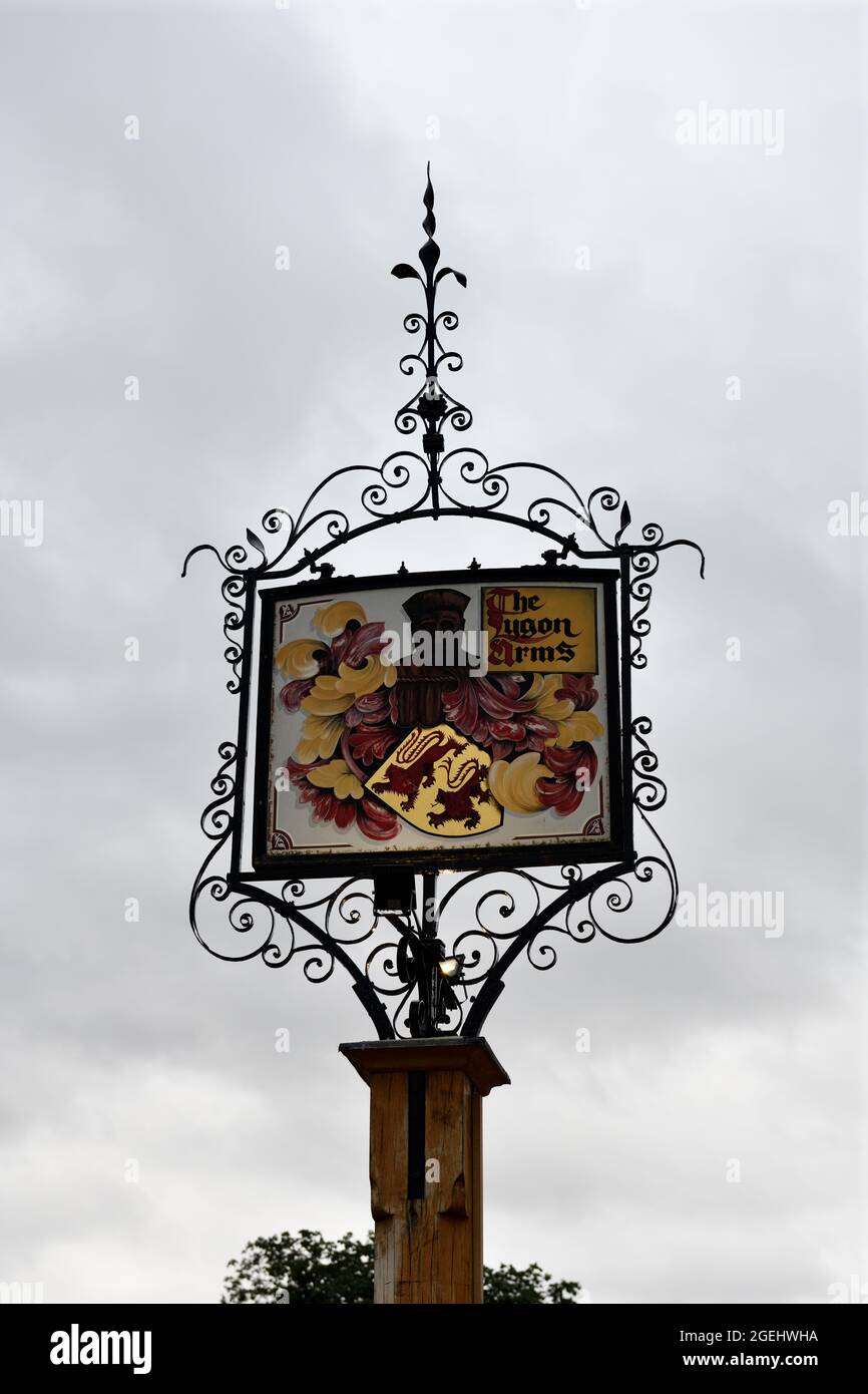 Sign Lygon Arms Broadway Worcestershire England UK Stock Photo - Alamy