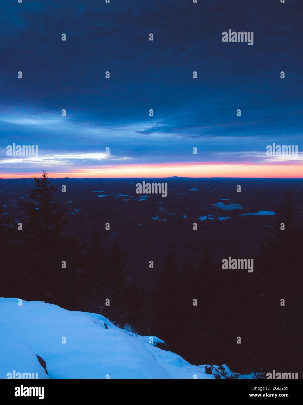 Wachusett mountain hi-res stock photography and images - Alamy