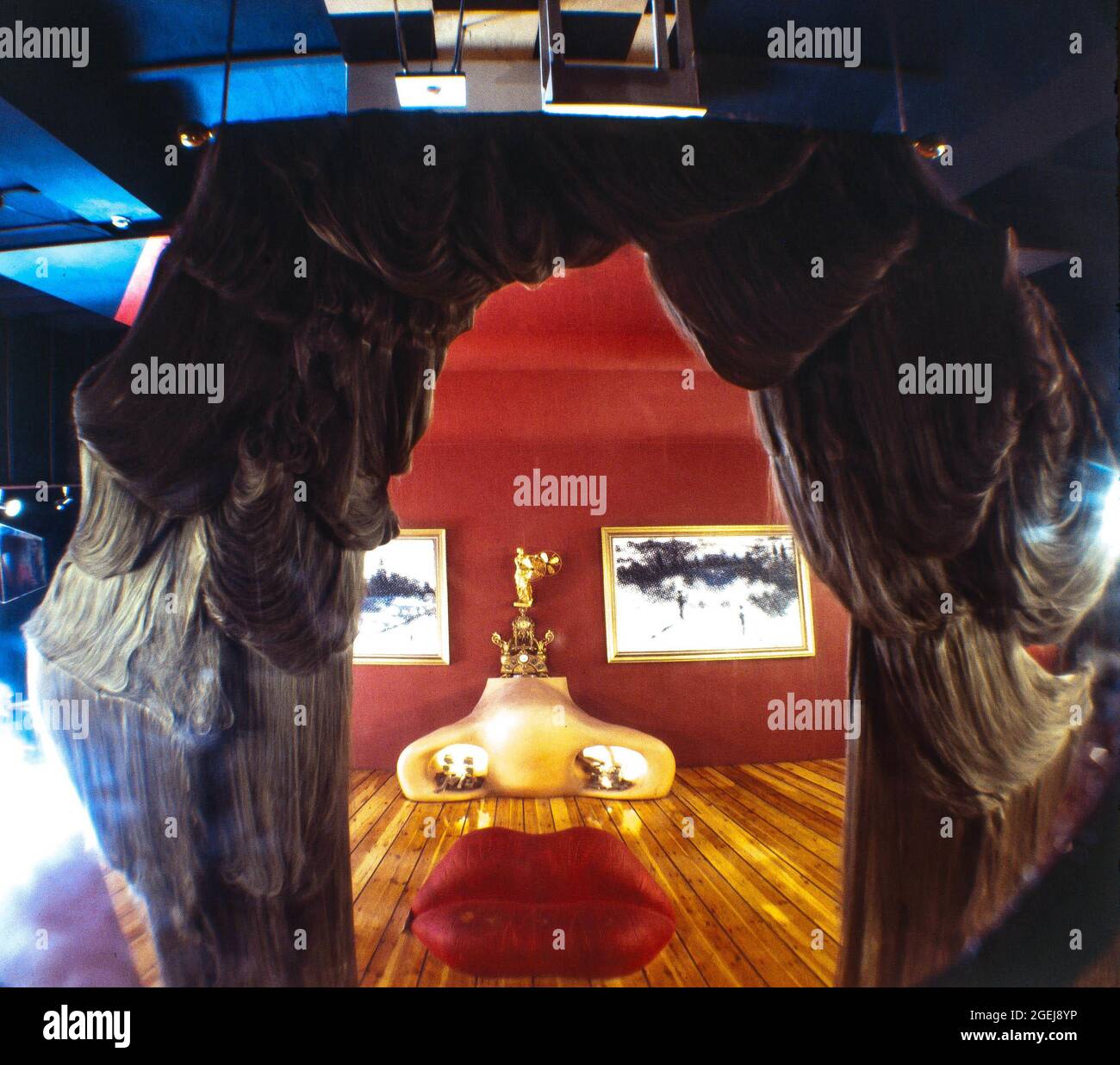 Salvador Dalí / 'Rostro de Mae West utilizado como apartamento' 1974 ...