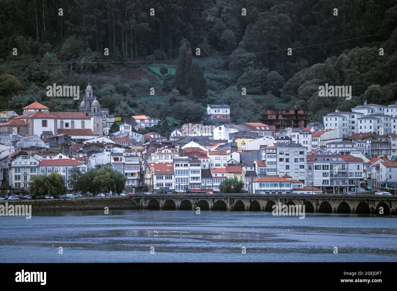 Puente de pontedeume hi-res stock photography and images - Alamy