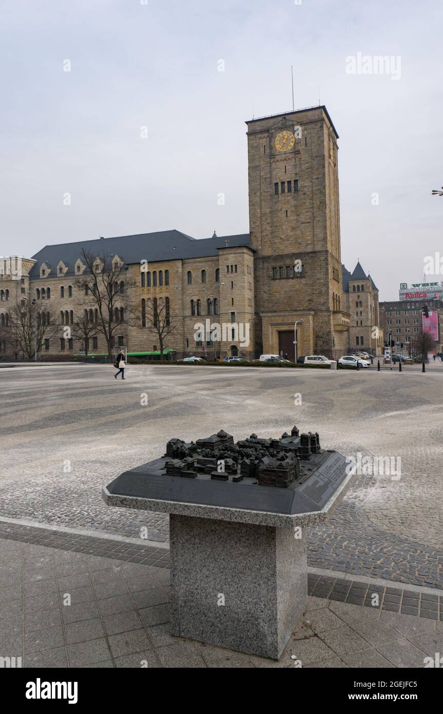 Poland uprising 1956 hi-res stock photography and images - Alamy