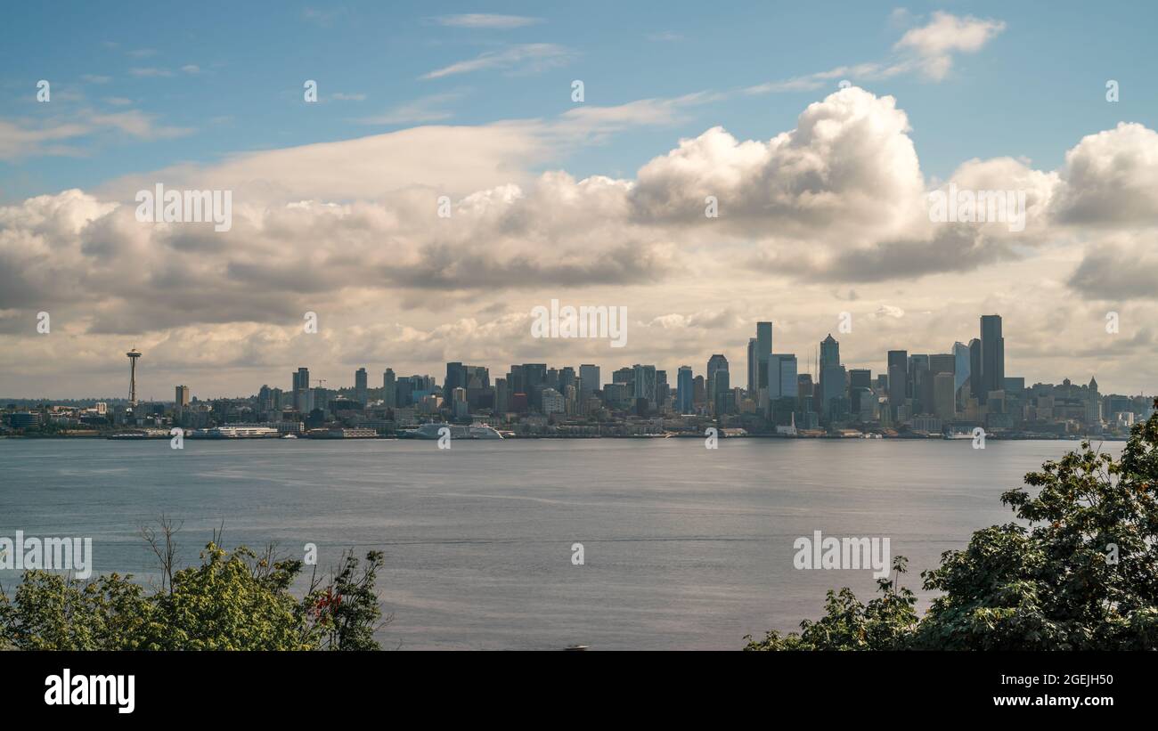 Panoramic View of Downtown Seattle Skyline Facing the Elliot Bay Stock ...