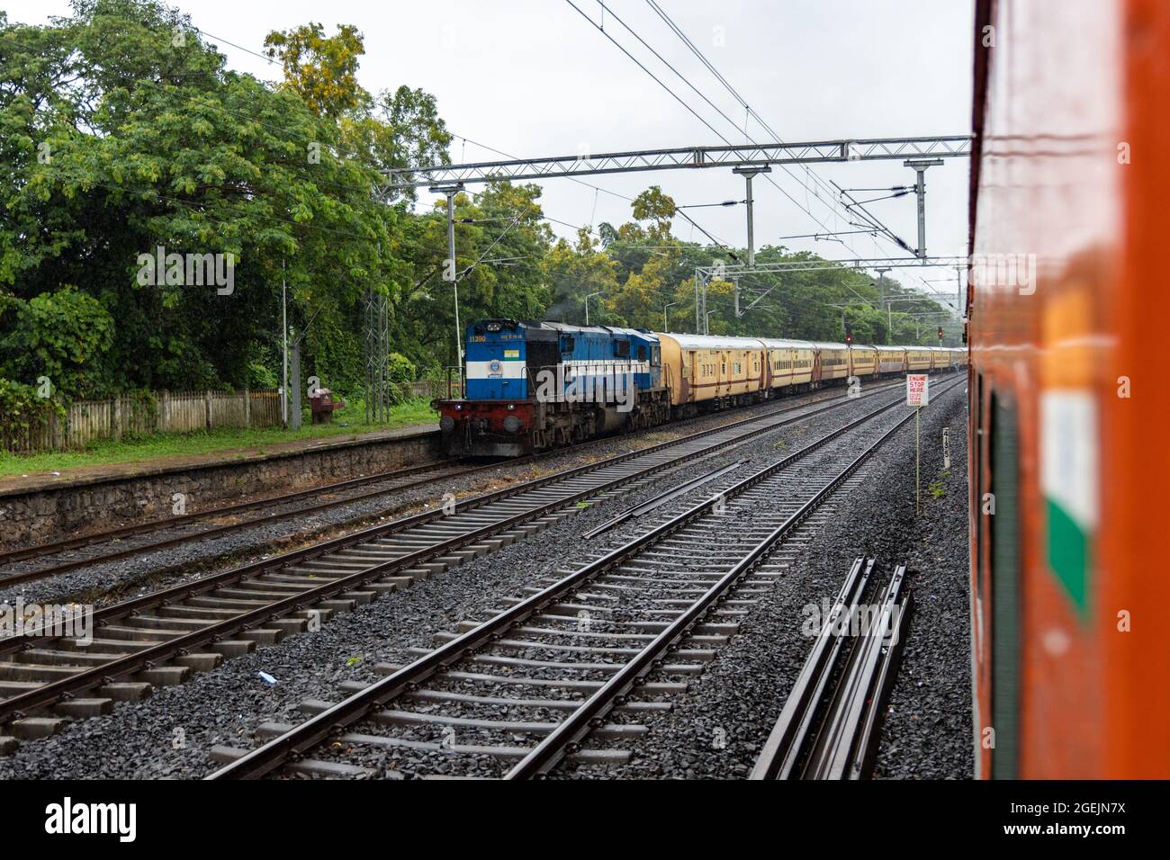 Superfast train hi-res stock photography and images - Alamy
