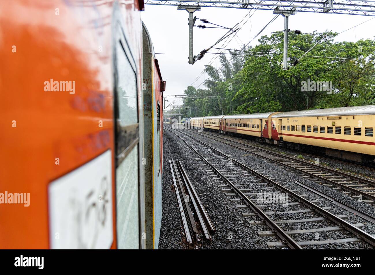 01133 Chhatrapati Shivaji Terminus - Mangalore Junction SuperFast ...