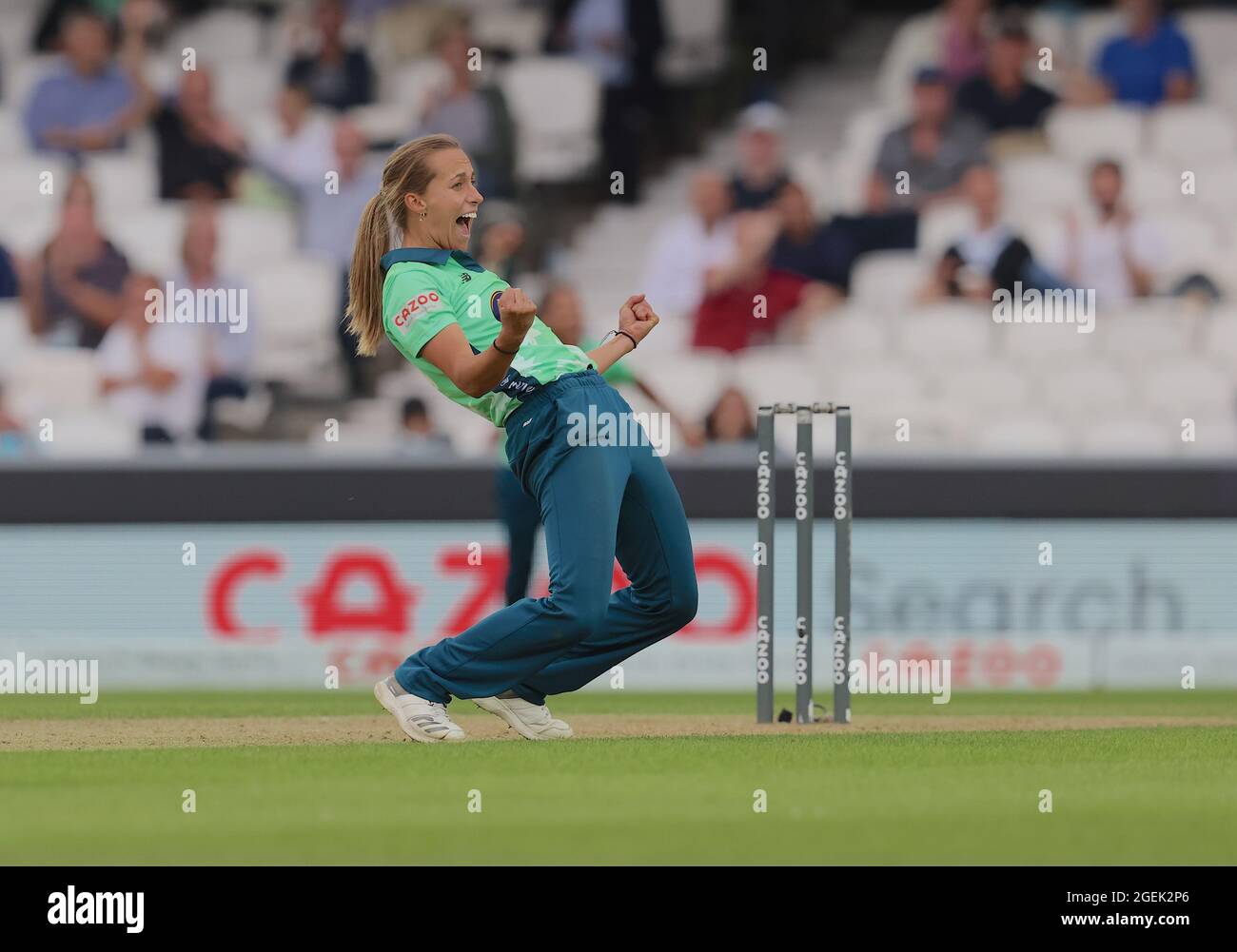 London, UK. 20 August 2021. Tash Farrant of The Oval Invincibles ...