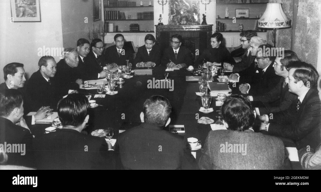 Winston lord kissinger hi-res stock photography and images - Alamy