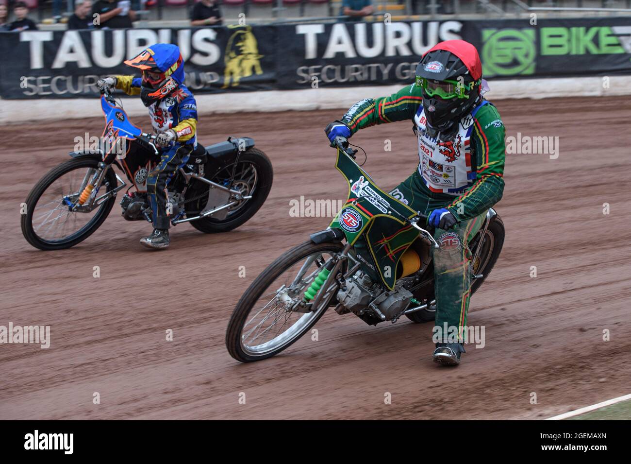 Red blue motorbikes hi-res stock photography and images - Alamy