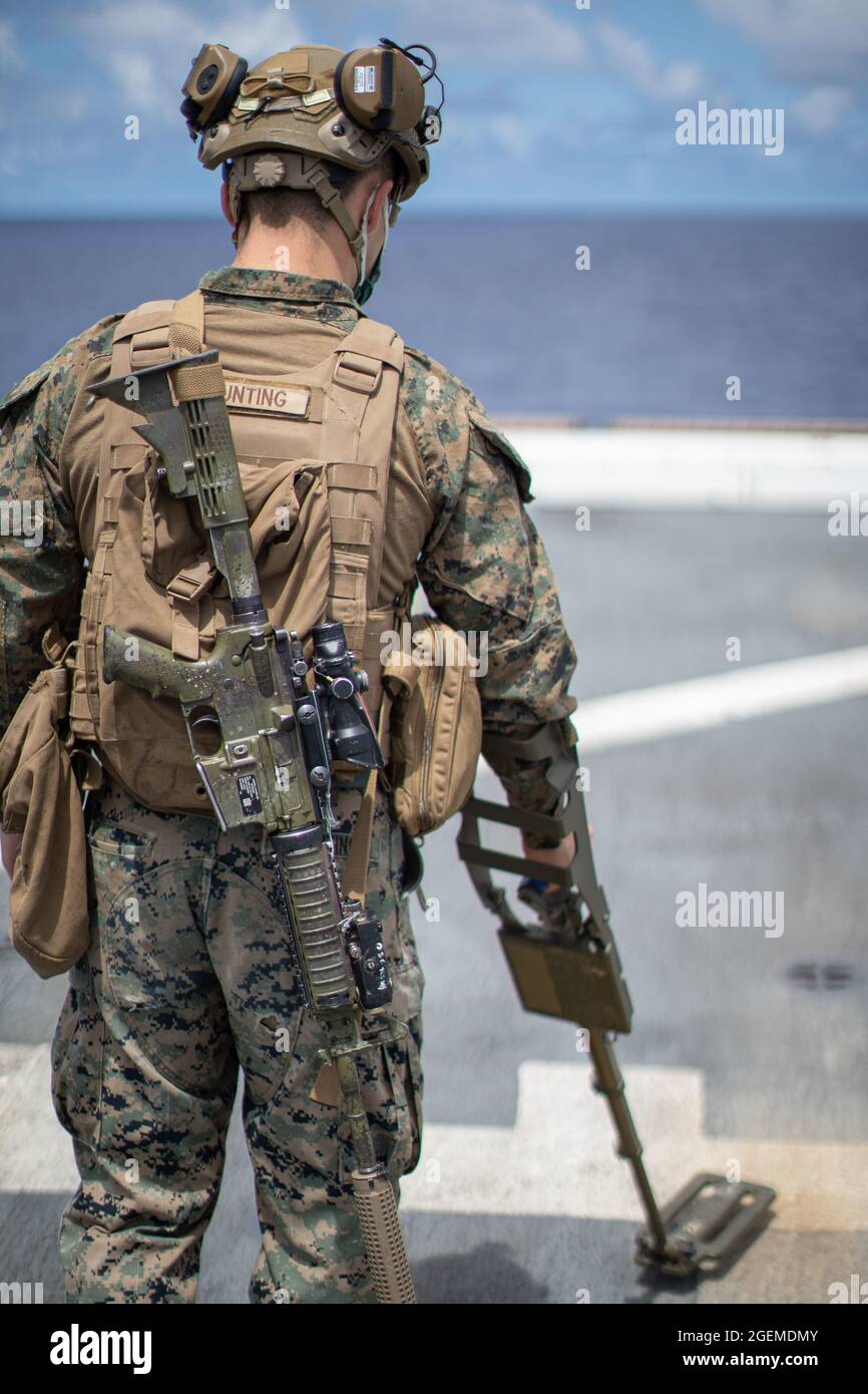 PACIFIC OCEAN (Aug. 12, 2021) U.S. Marine Corps Lance Cpl. Thomas ...