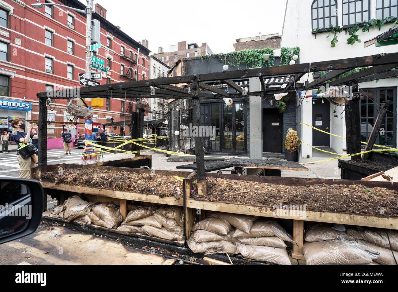 Covid 19 restaurant shelter burned Stock Photo - Alamy