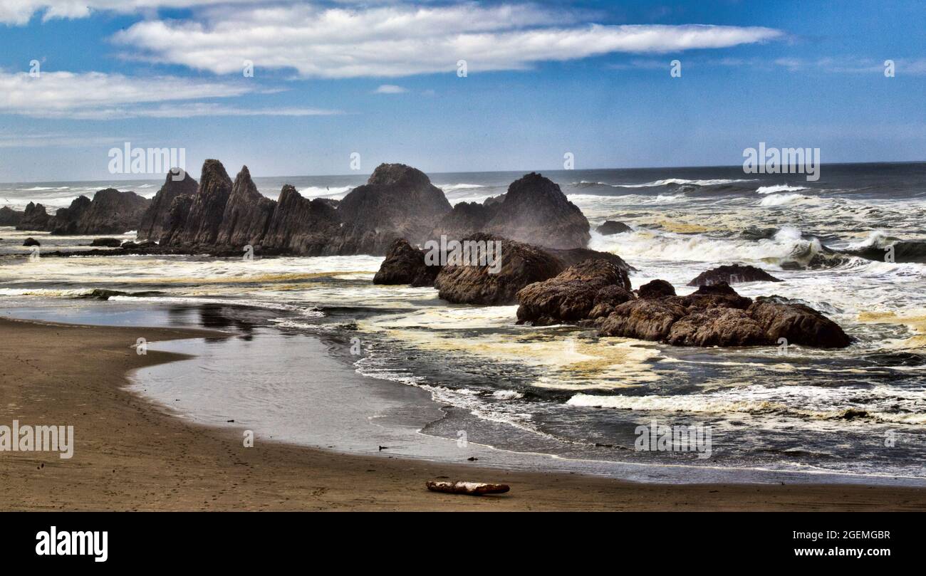 Seal Rock Beach, Oregon Stock Photo - Alamy