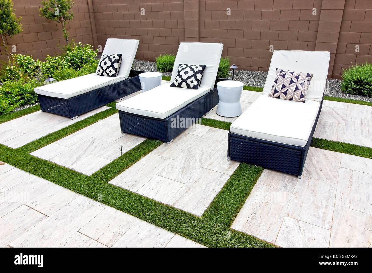 Wicker bases hi-res stock photography and images - Alamy