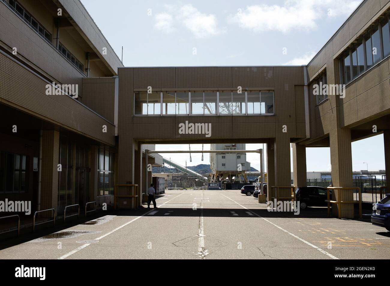 Nigata station hi-res stock photography and images - Alamy