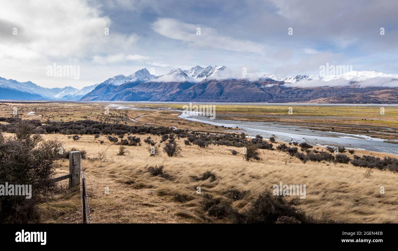Mt Cook National Park from Mt Cook Highway, New Zealand Stock Photo - Alamy