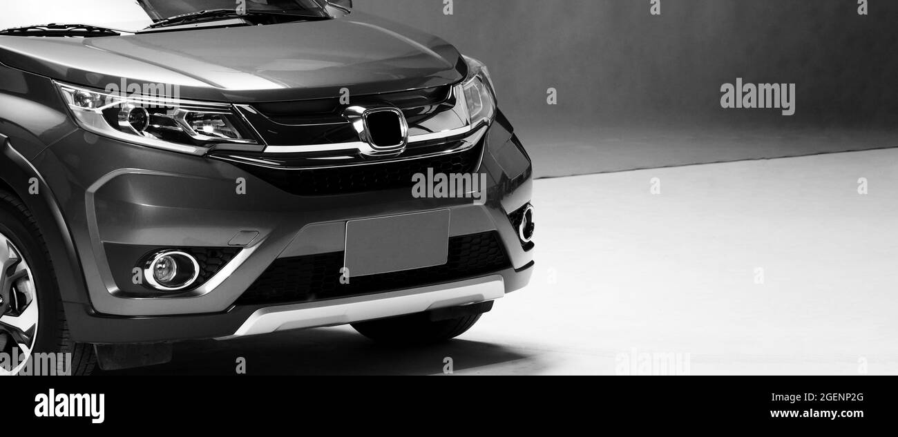 Car body Parts side view. Automotive car parts such as window wheel ...