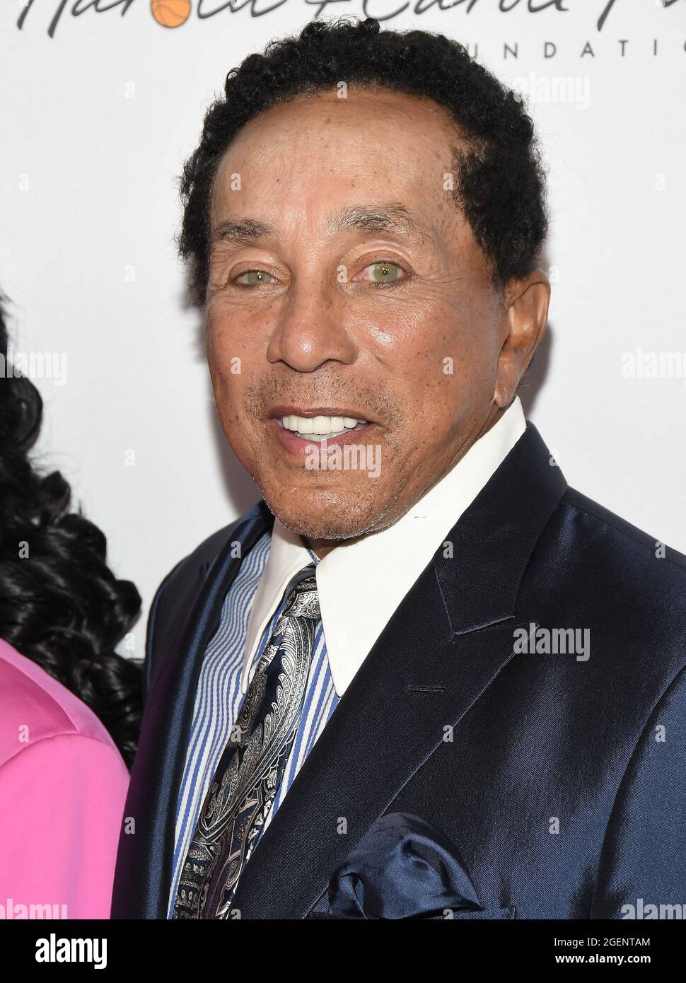 Smokey Robinson arrives at the 21st Annual Harold and Carole Pump ...