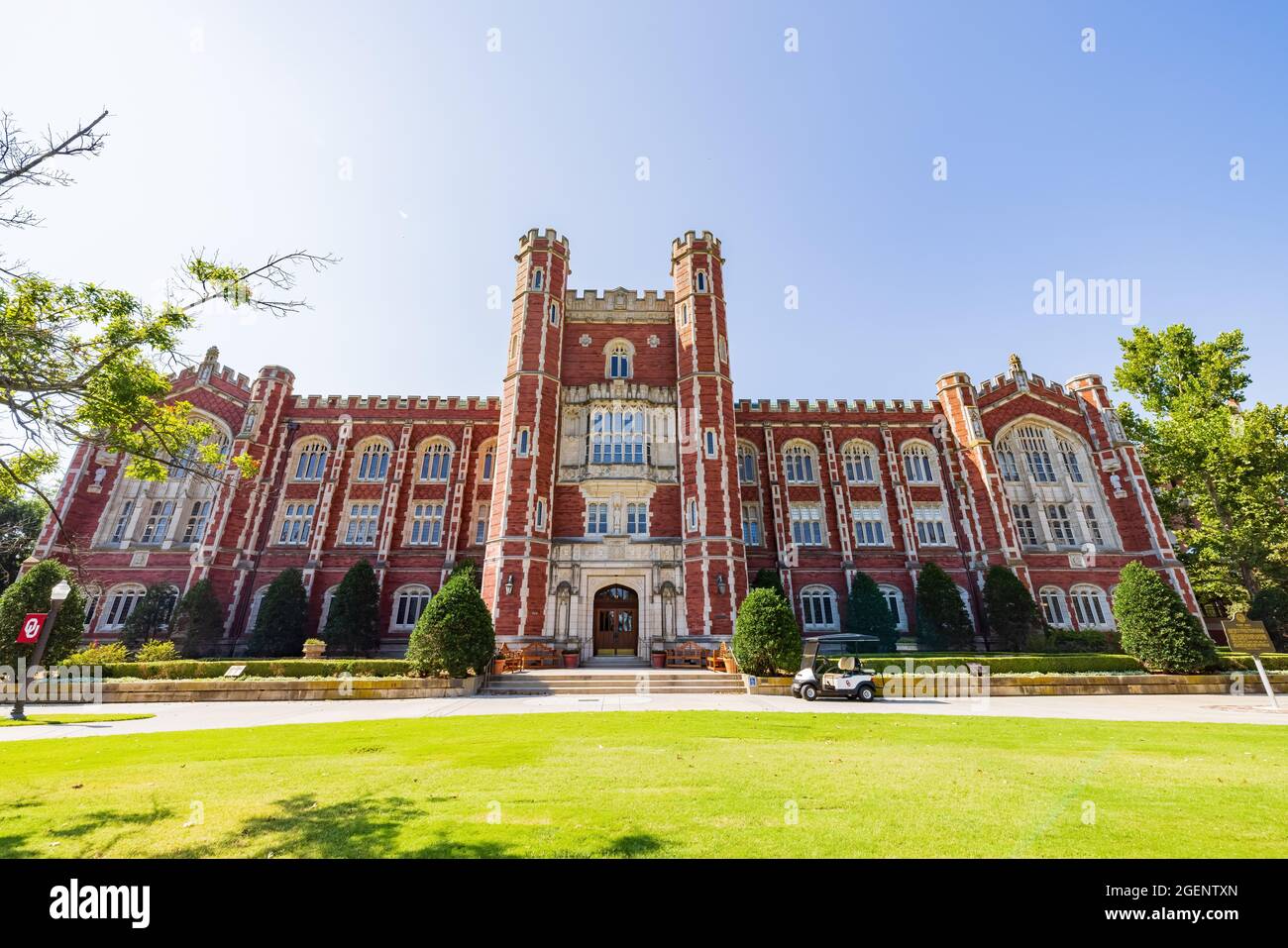 Exterior view of the Evans Hall of The University of Oklahoma at USA ...