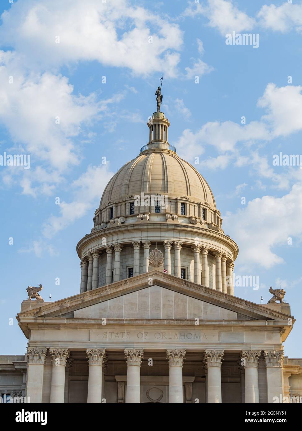 Sunny view of the State Capital building Oklahoma Stock Photo - Alamy