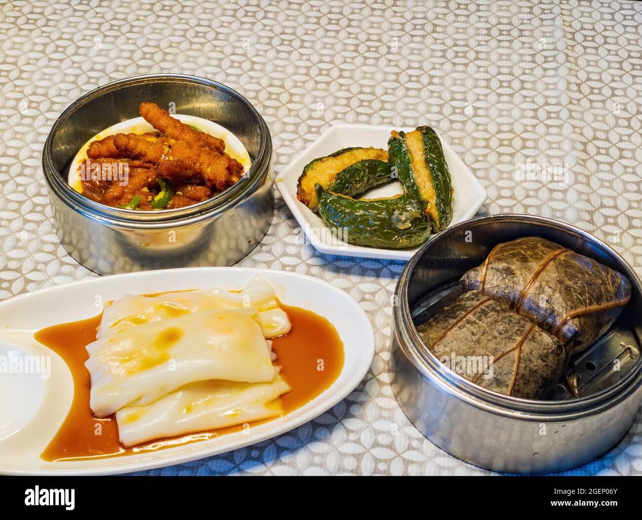 Dim sum chicken feet hi-res stock photography and images - Alamy