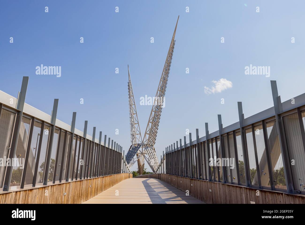 Scissortail bridge hi-res stock photography and images - Alamy
