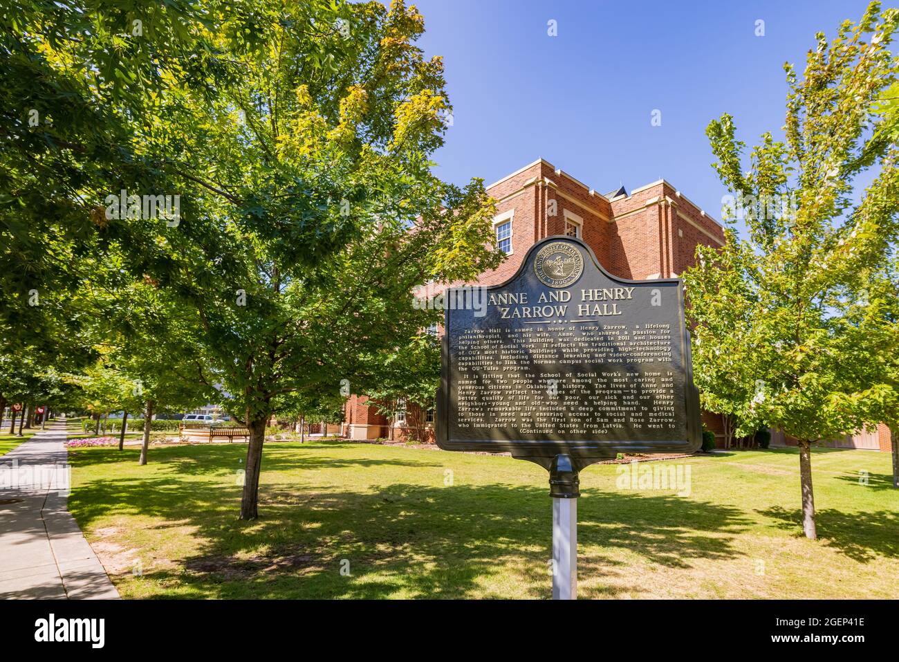 Anne and henry zarrow hall hi-res stock photography and images - Alamy