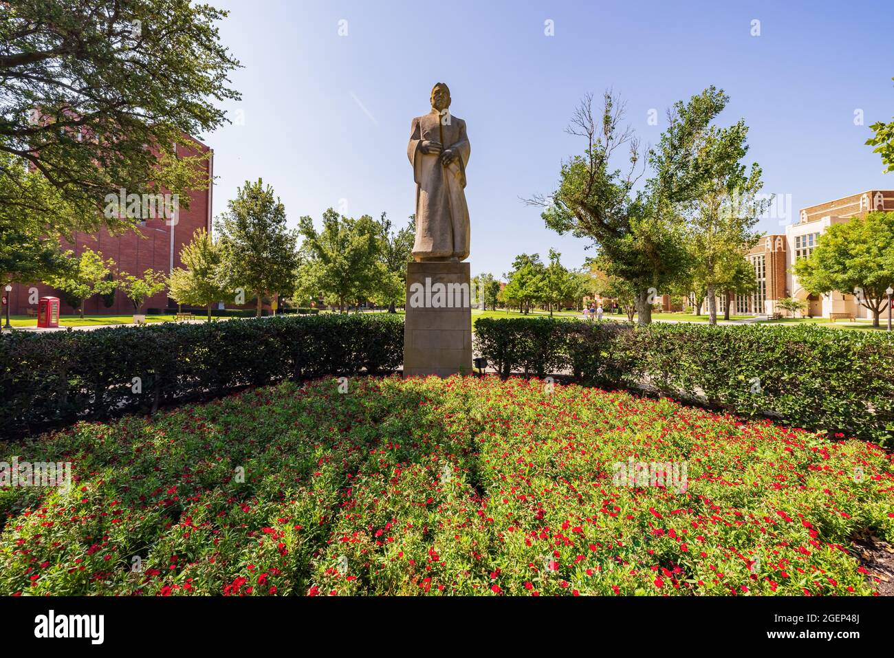 Norman oklahoma sculpture hi-res stock photography and images - Alamy