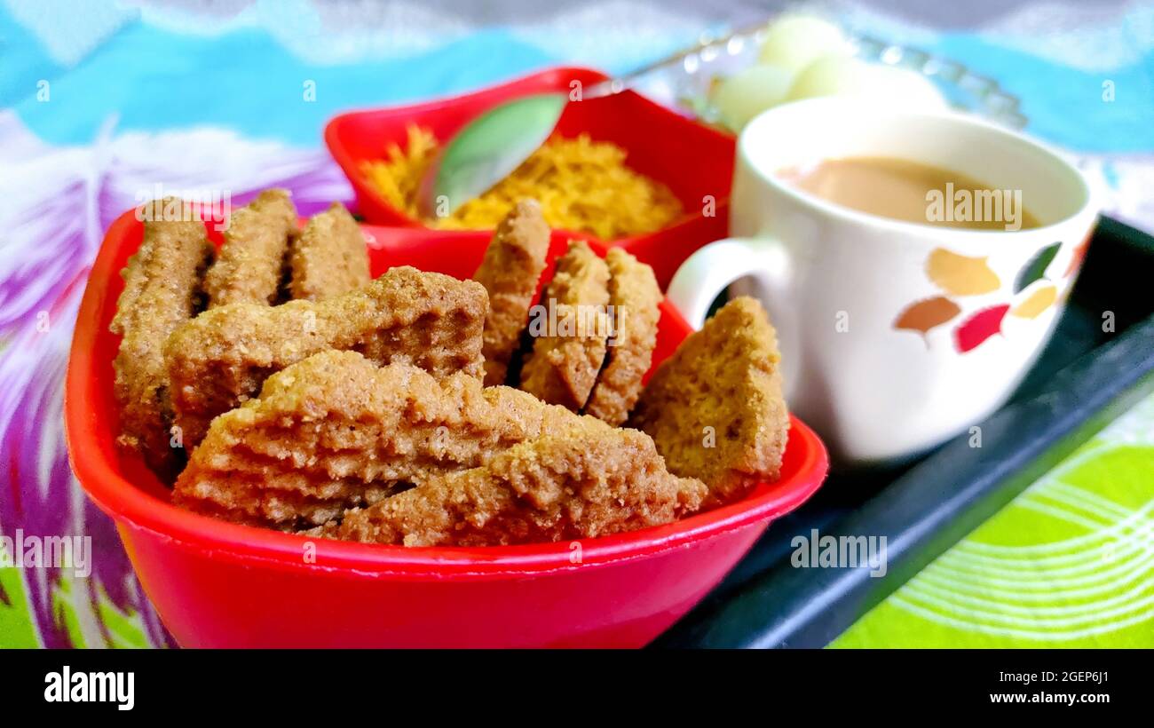 Tea And Snacks With Sweets For Guests In India Stock Photo Alamy tea-and-snacks-with-sweets-for-guests-in-india-stock-photo-alamy