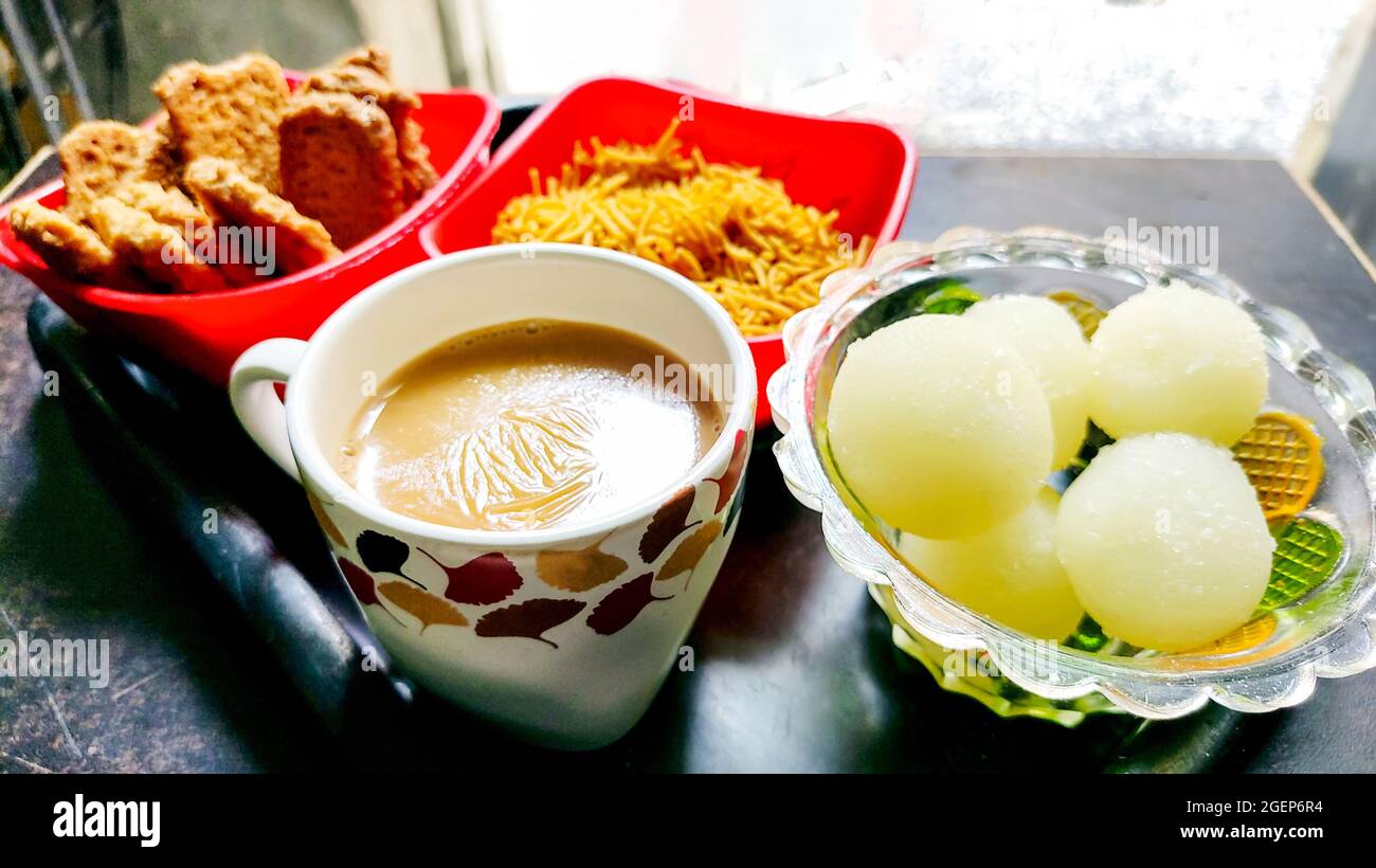 Tea And Snacks With Sweets For Guests In India Stock Photo Alamy tea-and-snacks-with-sweets-for-guests-in-india-stock-photo-alamy