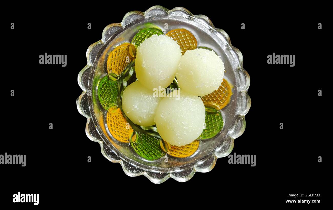 Rasgulla hi-res stock photography and images - Alamy