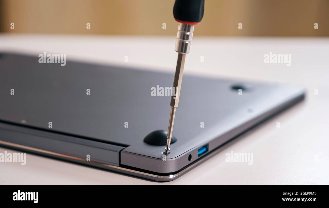 Close up unscrewing bolts hi-res stock photography and images - Alamy