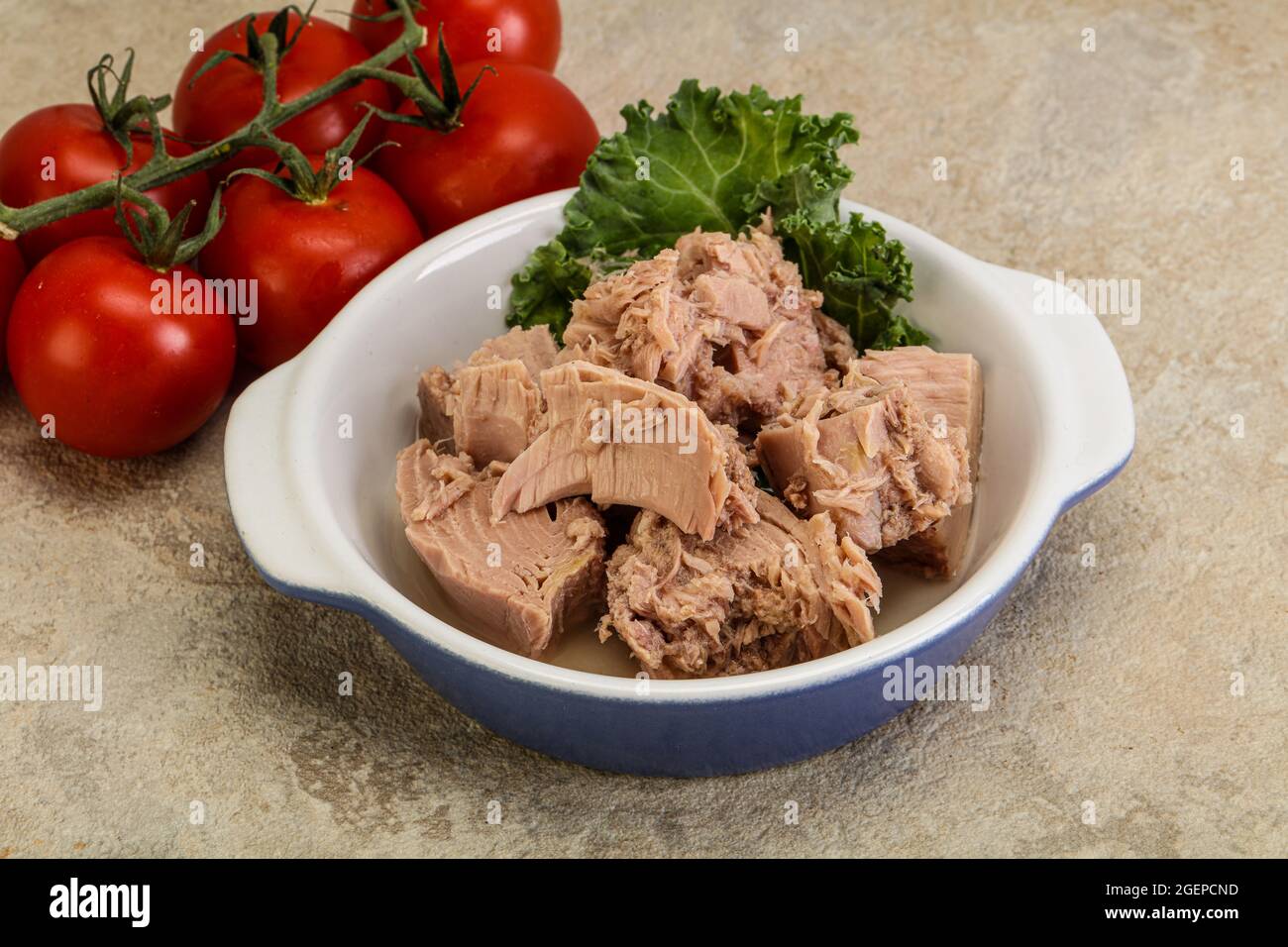 Tasty Canned tuna fillet in the bowl Stock Photo - Alamy