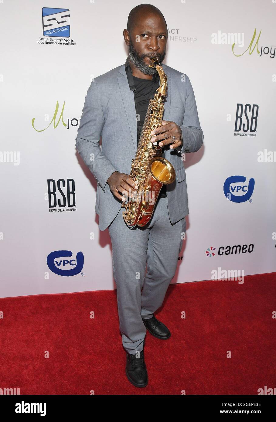 Mike Phillips arrives at the 21st Annual Harold and Carole Pump ...