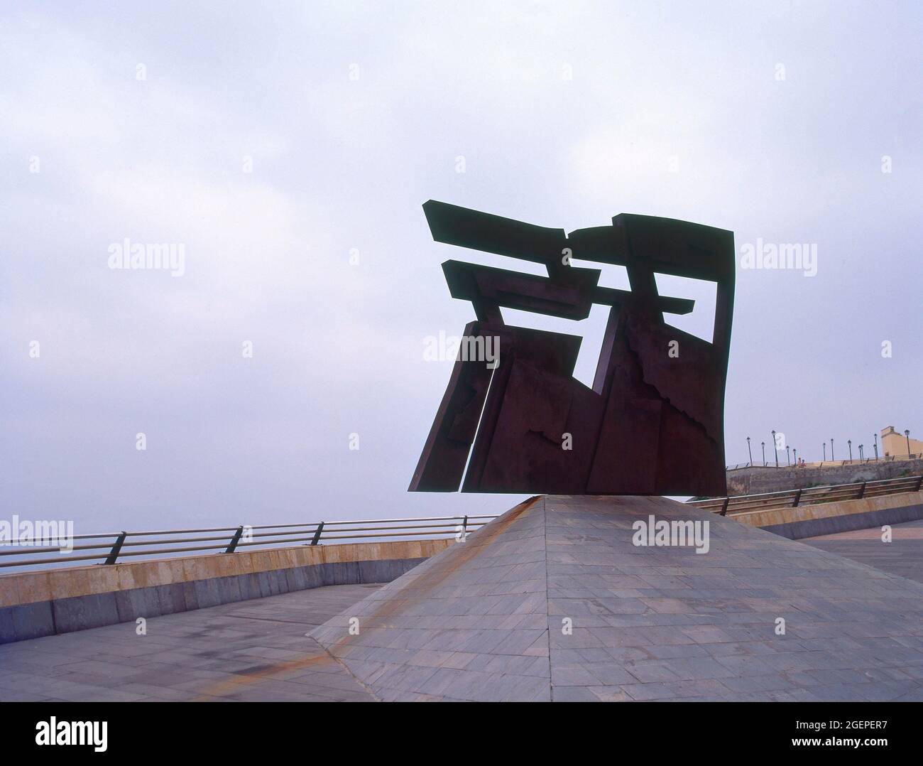 Escultura abstracta hi-res stock photography and images - Alamy