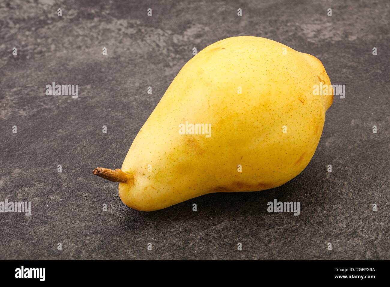 Ripe, tsasty and sweet Yellow Chinese Pear Stock Photo - Alamy