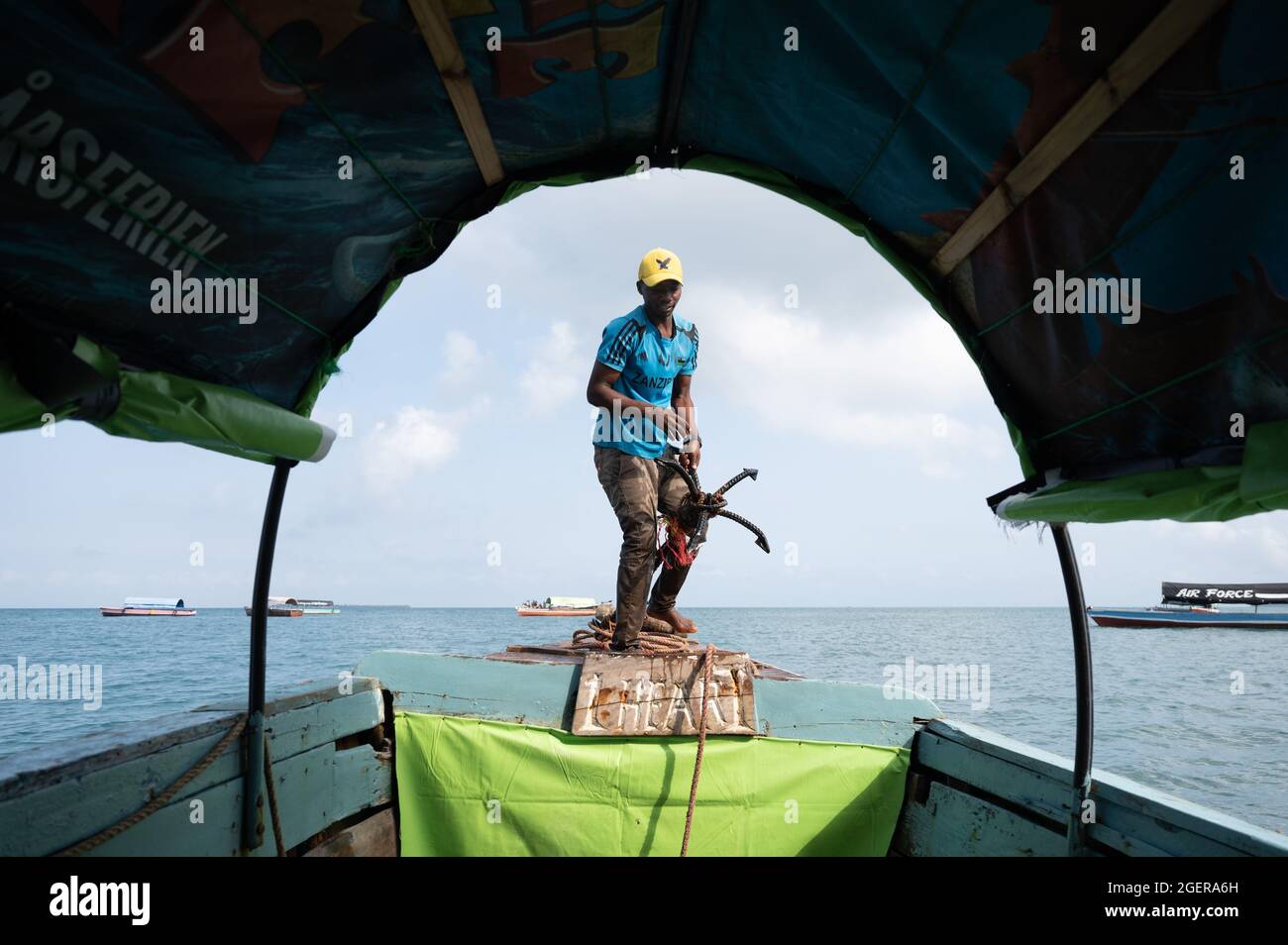 Fisherman weighs hi-res stock photography and images - Alamy