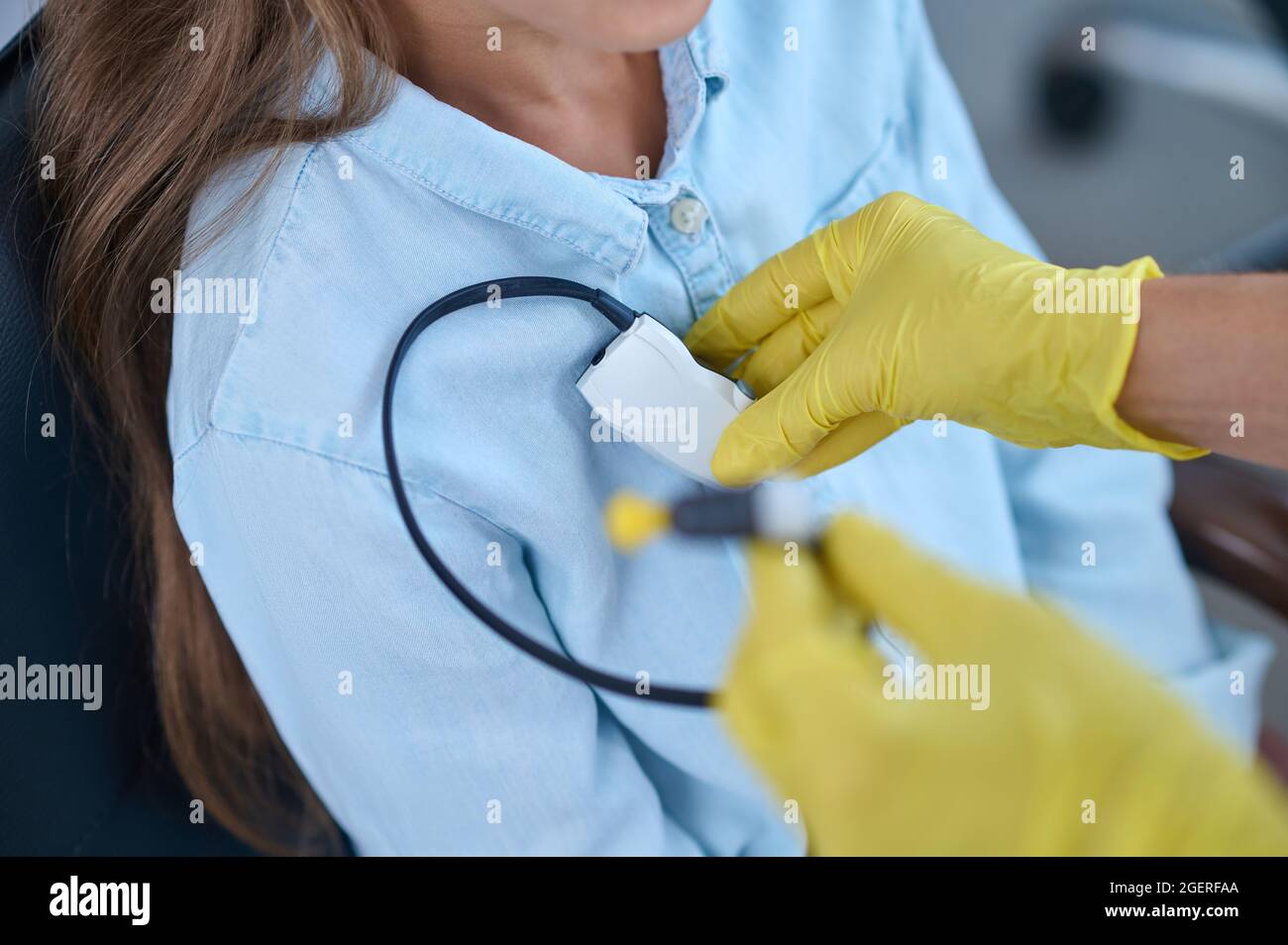 Doctors hand medical equipment near hi-res stock photography and images ...