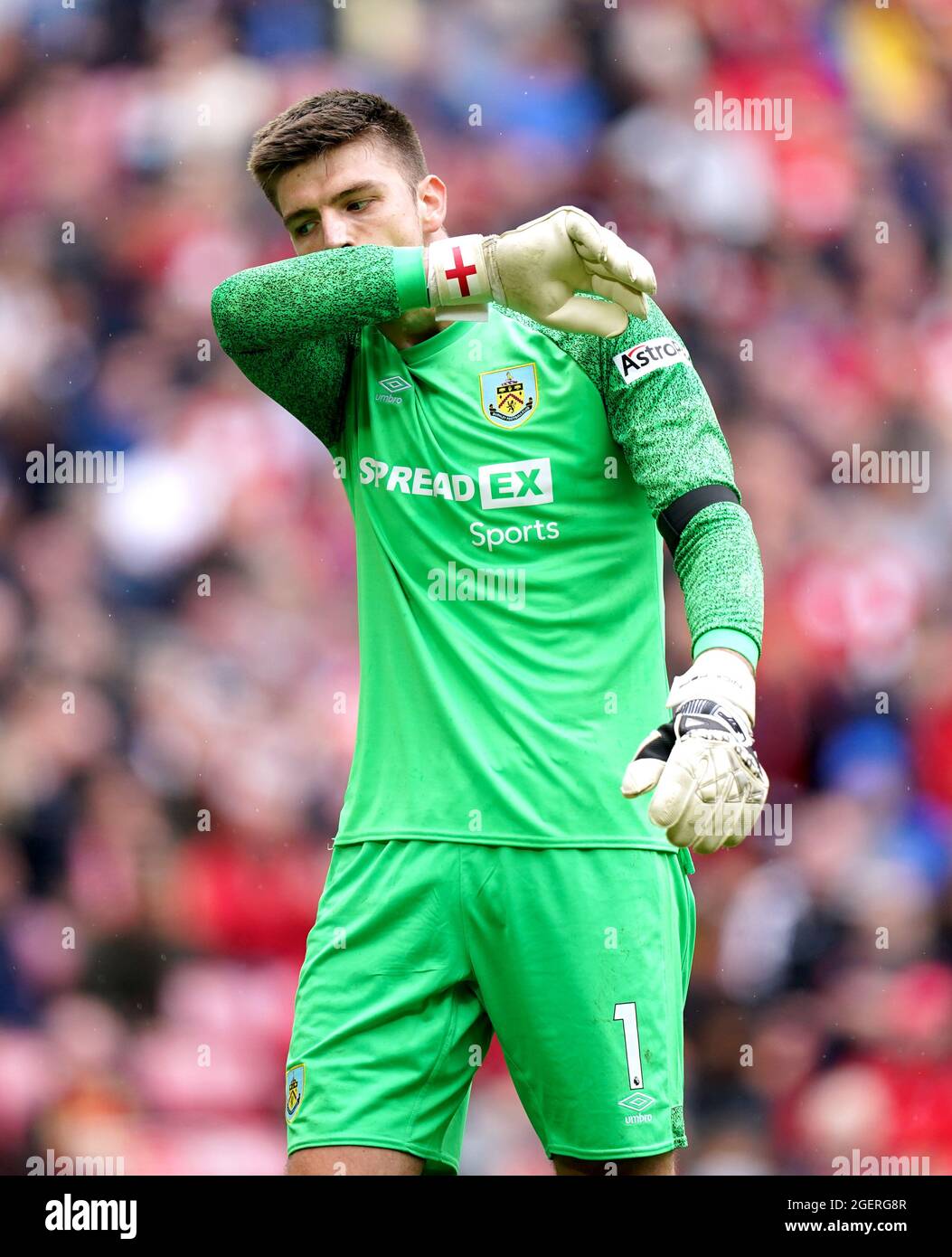 Nick pope anfield hi-res stock photography and images - Alamy