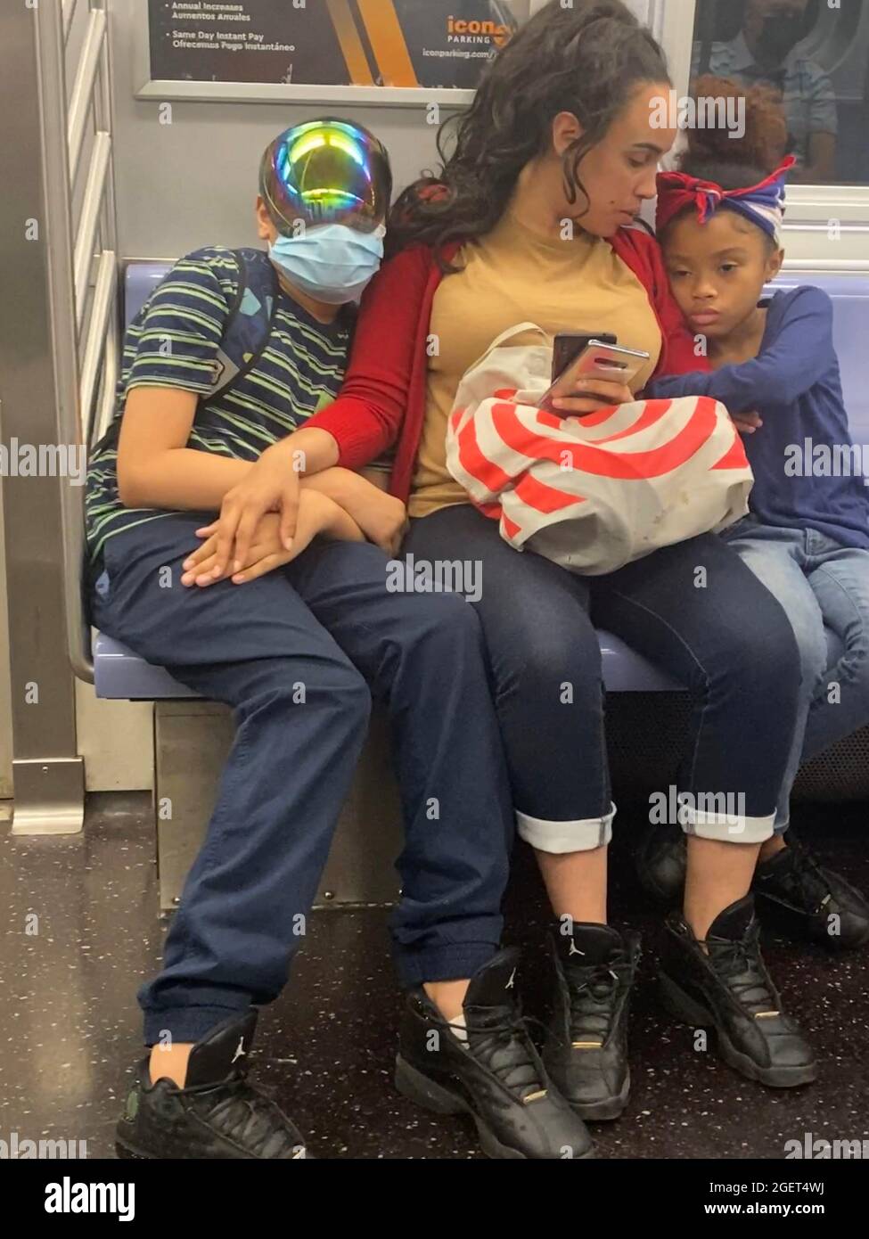 Children riding new york subway hi-res stock photography and images - Alamy