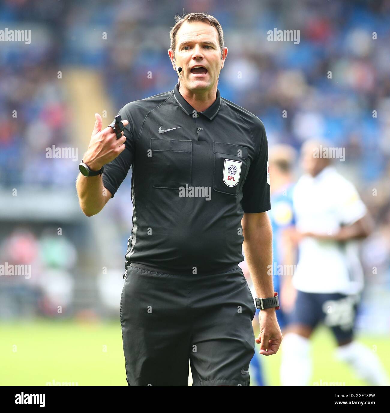 Referee james linington hi-res stock photography and images - Alamy