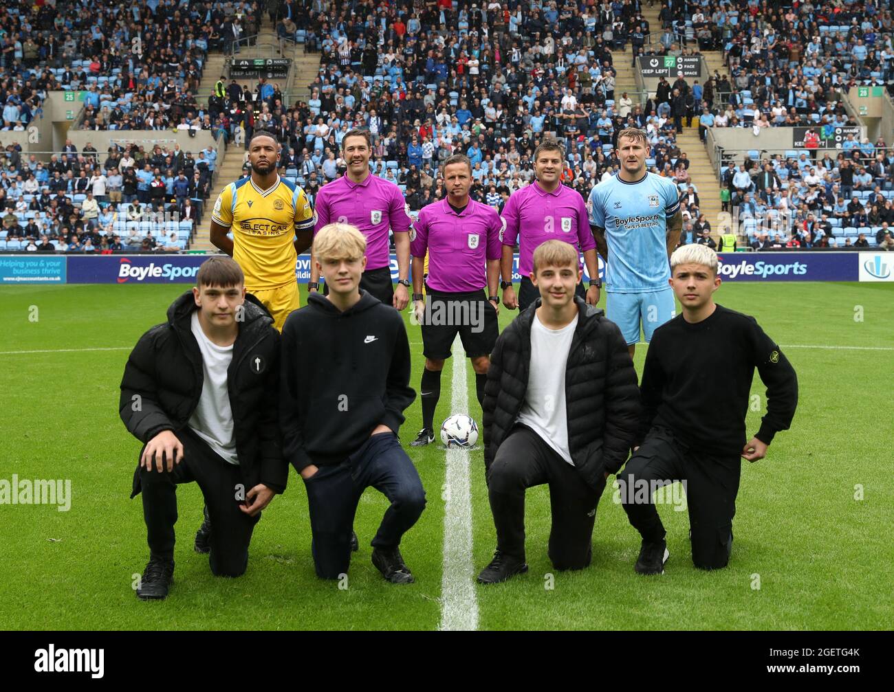 Mascots pose for a photograph hi-res stock photography and images - Alamy