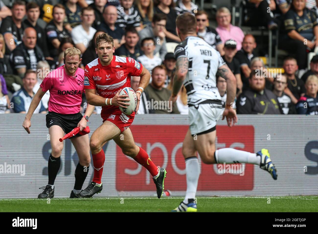 Jimmy Keinhorst (33) of Hull KR runs with the ball in, on 8/21/2021 ...