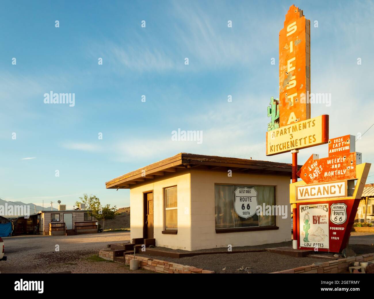 Siesta apartments and kitchenettes motel sign on Route 66 in Kingman ...