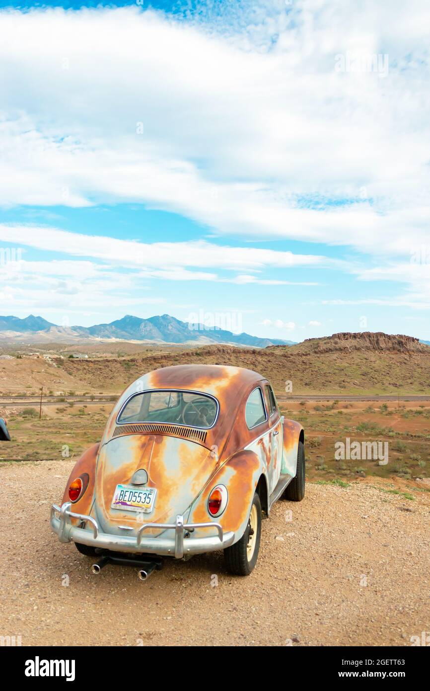vintage rusty rat Volkswagen Beetle in the desert near Kingman Arizona ...