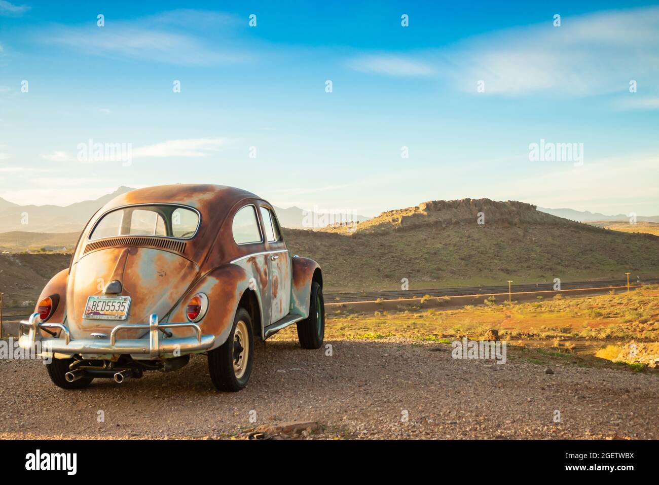vintage rusty rat Volkswagen Beetle in the desert near Kingman Arizona ...