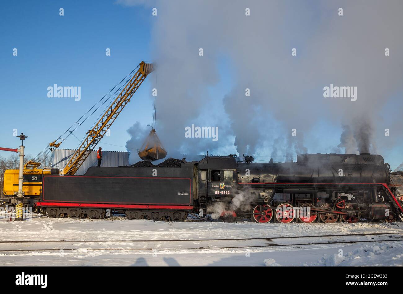 Steam locomotive and tender hi-res stock photography and images - Alamy
