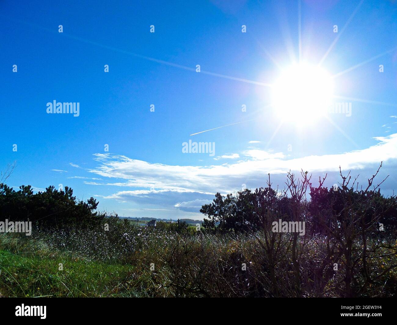 Beautiful nature sun rays wind hi-res stock photography and images - Alamy