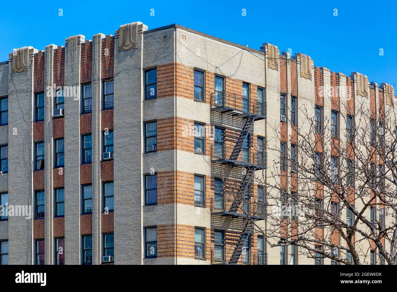 1500 Grand Concourse, one of many Jacob M. Felson-designed Art Deco ...