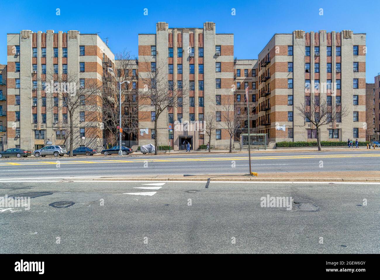 1500 Grand Concourse, one of many Jacob M. Felson-designed Art Deco ...