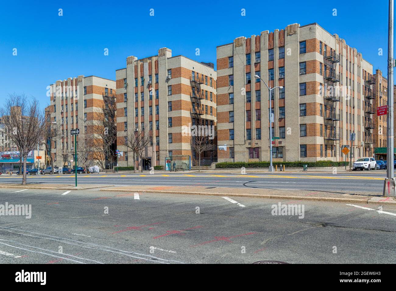 1500 Grand Concourse, one of many Jacob M. Felson-designed Art Deco ...