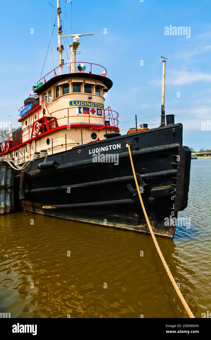 The Tug Ludington Served in the World War II D-Day invasion of Normandy ...